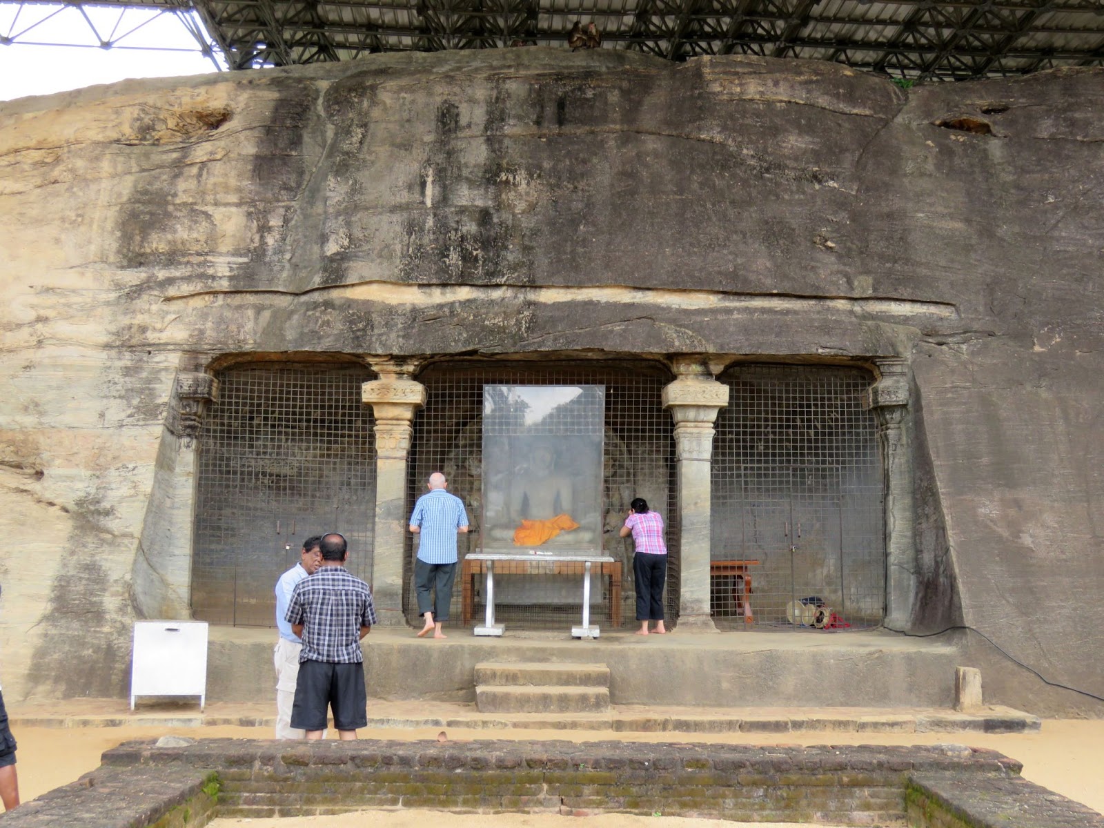 ANICCASIGHT: Gal Vihara - Polonnaruwa