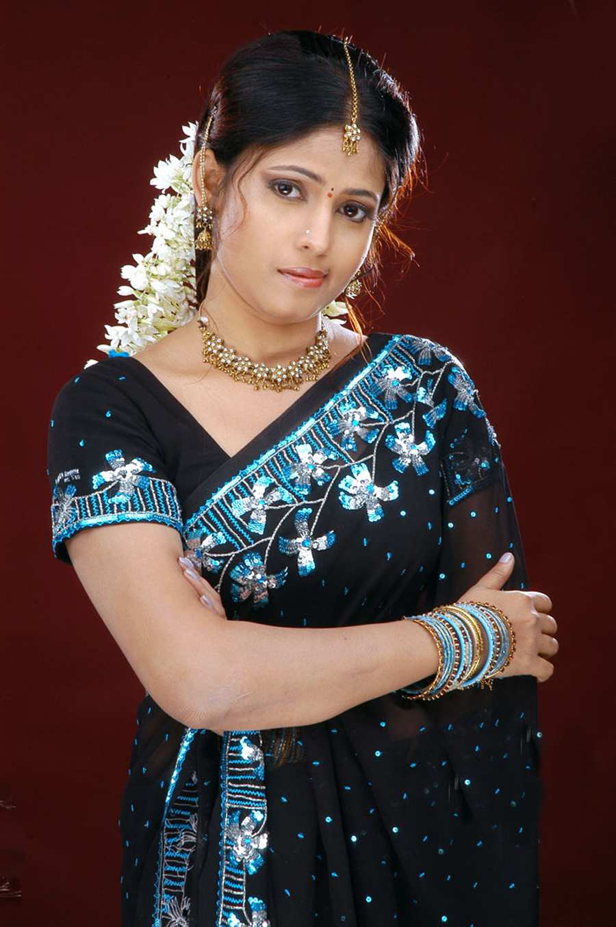 Banu in black saree ~ Designer and Bridal Saree - CoolSarees