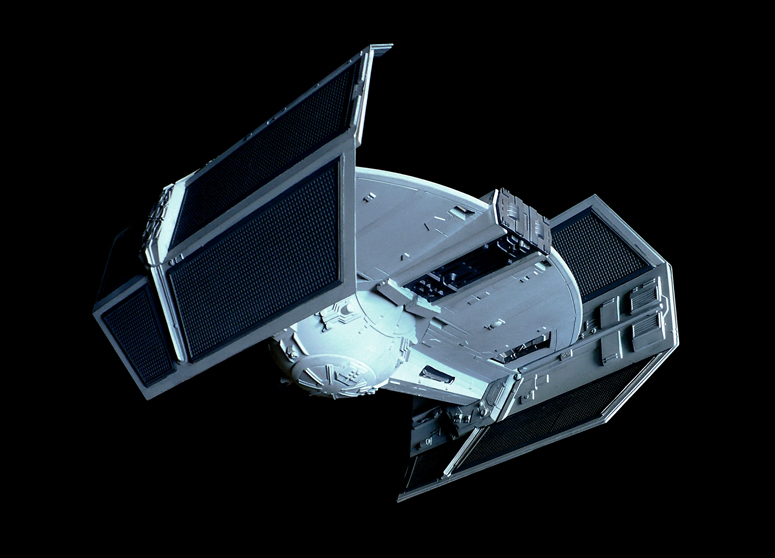 The Great Canadian Model Builders Web Page!: TIE Advanced X1 Fighter