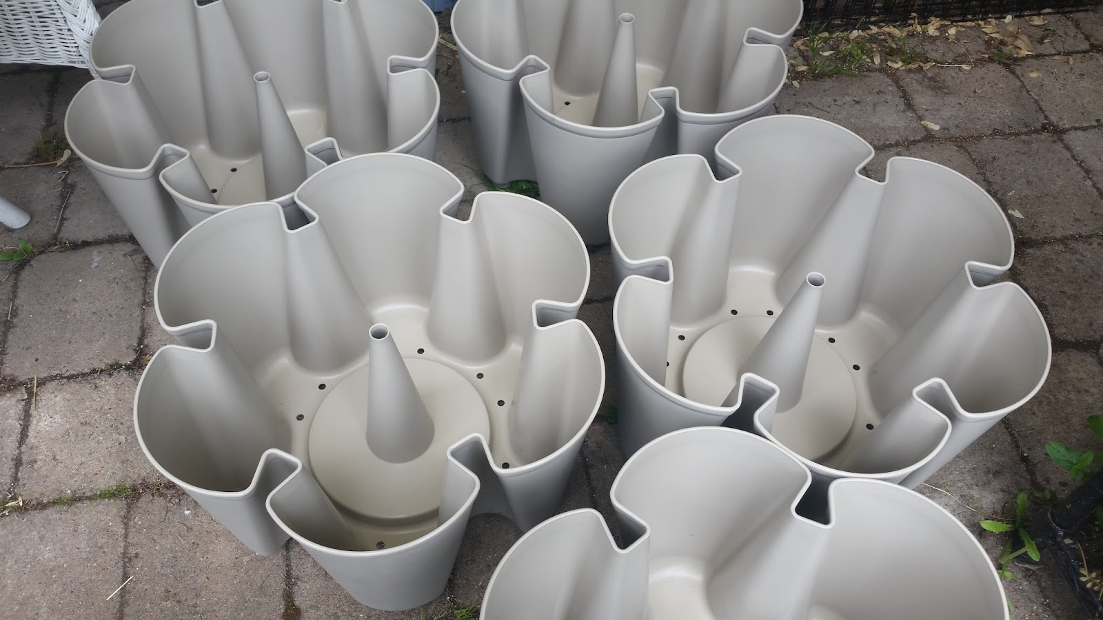 Sprouts: Review of the Green Stalk Gardening System