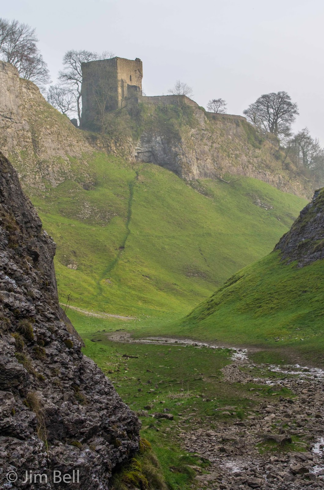Out & About: Peveril Castle, Cave Dale & Old Man of the Mountains.