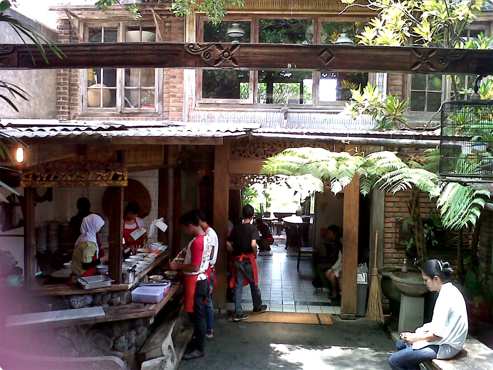 Warung Lela - Icha Khairisa