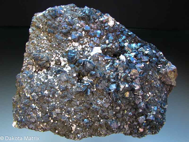 EKOGEO: JENIS-JENIS MINERAL LOGAM