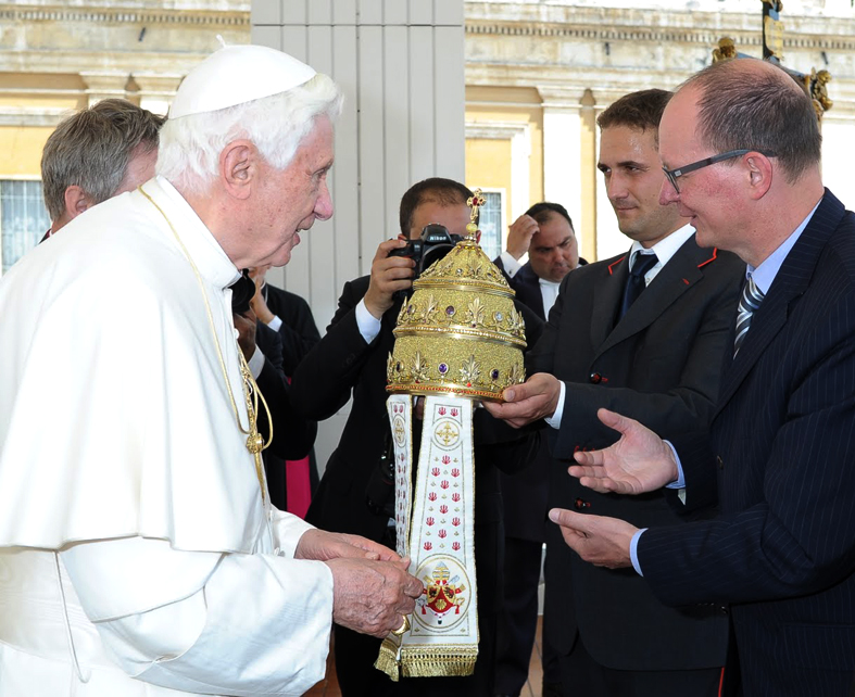 The Saint Bede Studio Blog: Triple Tiara of Pope Benedict XVI