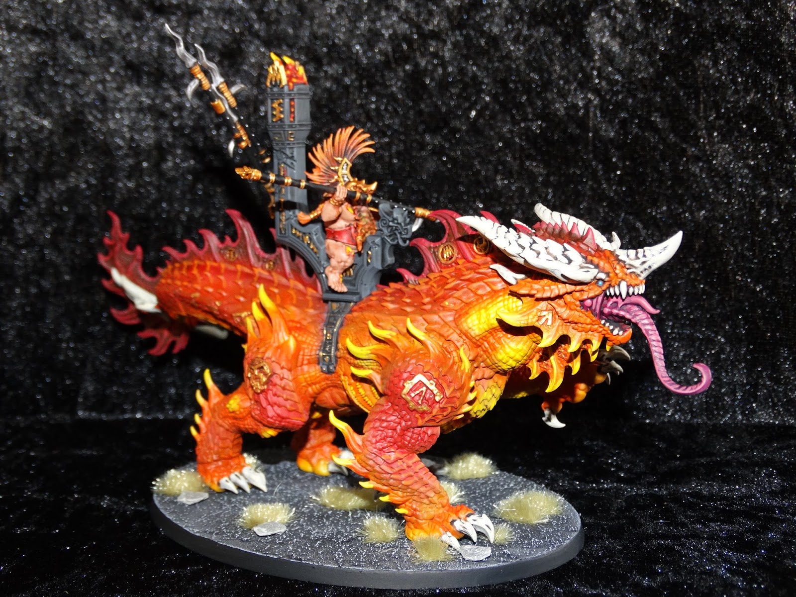 Making miniatures with Mario: Age of Sigmar : Fyreslayers : Magmadroth ...