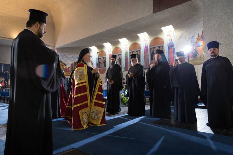 ΦΩΣ ΦΑΝΑΡΙΟΥ: ΤΟ ΧΡΟΝΙΚΟ ΤΟΥ ΤΡΙΠΛΟΥ ΕΟΡΤΑΣΜΟΥ ΣΤΟ ΣΑΜΠΕΖΥ (ΦΩΤΟ)