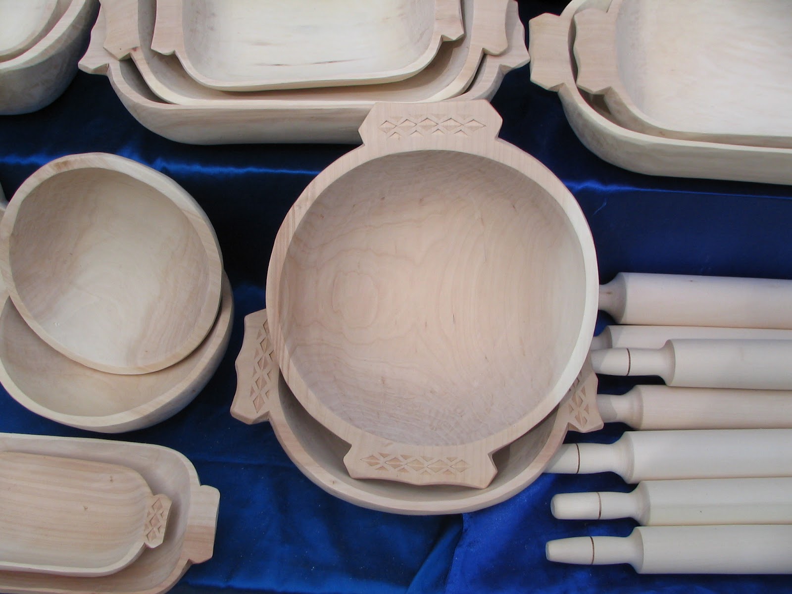 LA MULTI ANI, ROMANIA!: Obiecte traditionale din lemn