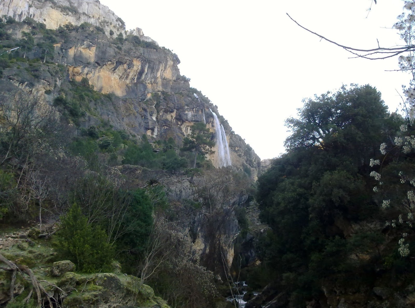 Club de Senderismo Los Escuderos de Rus (Jaen): RÍO BOROSA Y SUS CASCADAS