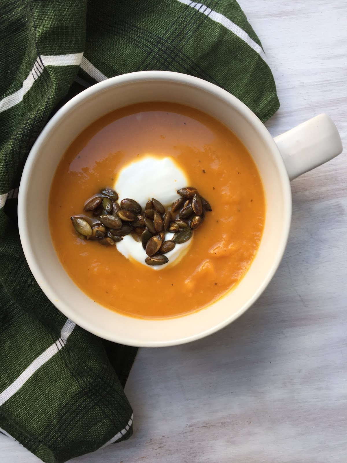 The Katamon Kitchen: Creamy Orange Soup with Spiced Pepitas