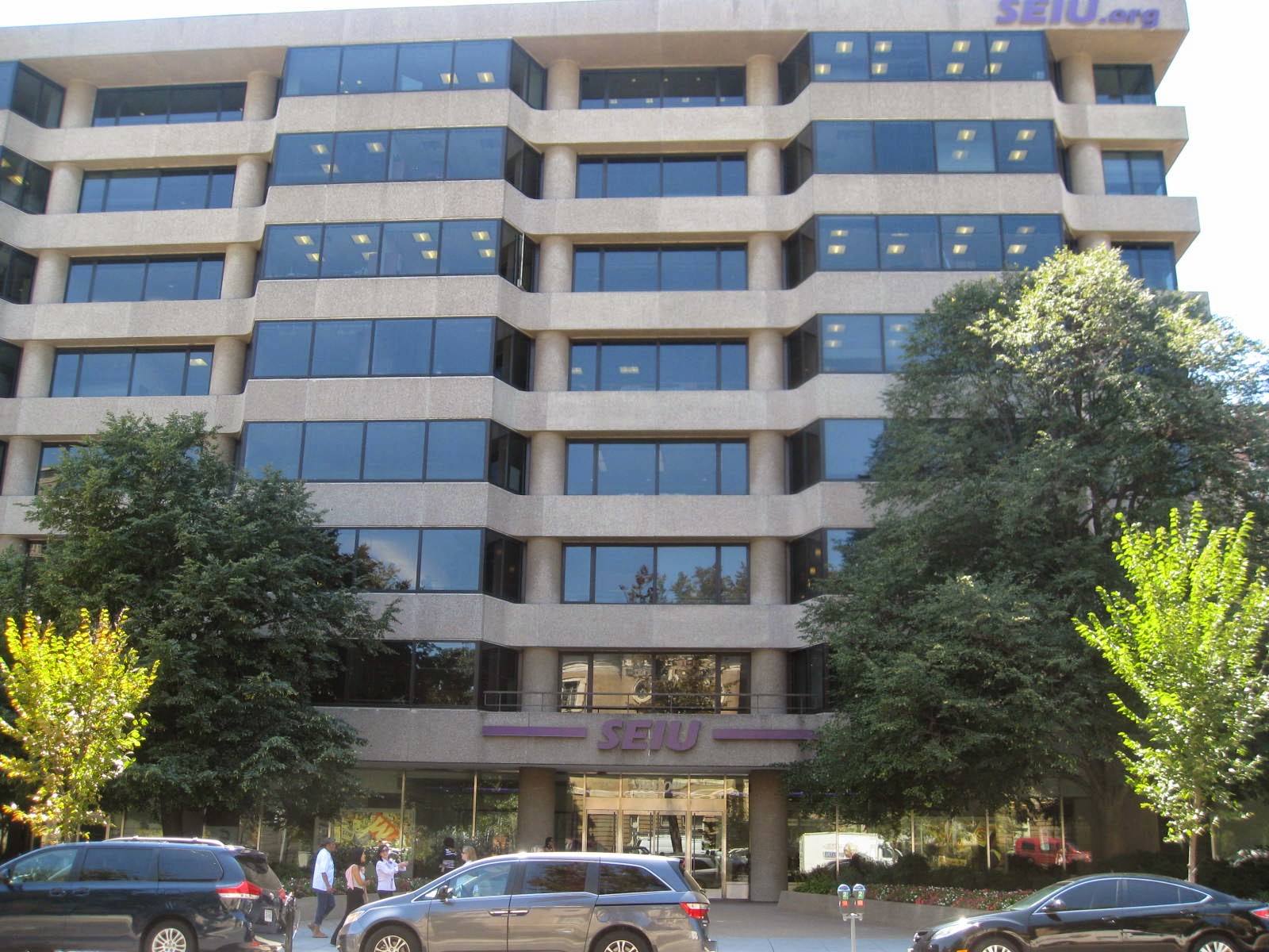 Stern Burger with Fries: Washington Post: SEIU Blocks UNITE HERE from ...