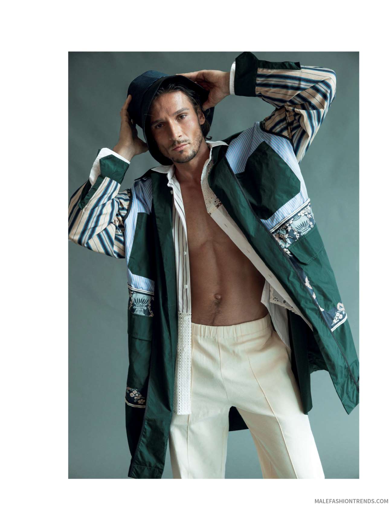 Mircea Suba para DA MAN Magazine en fotos de Ronald Liem