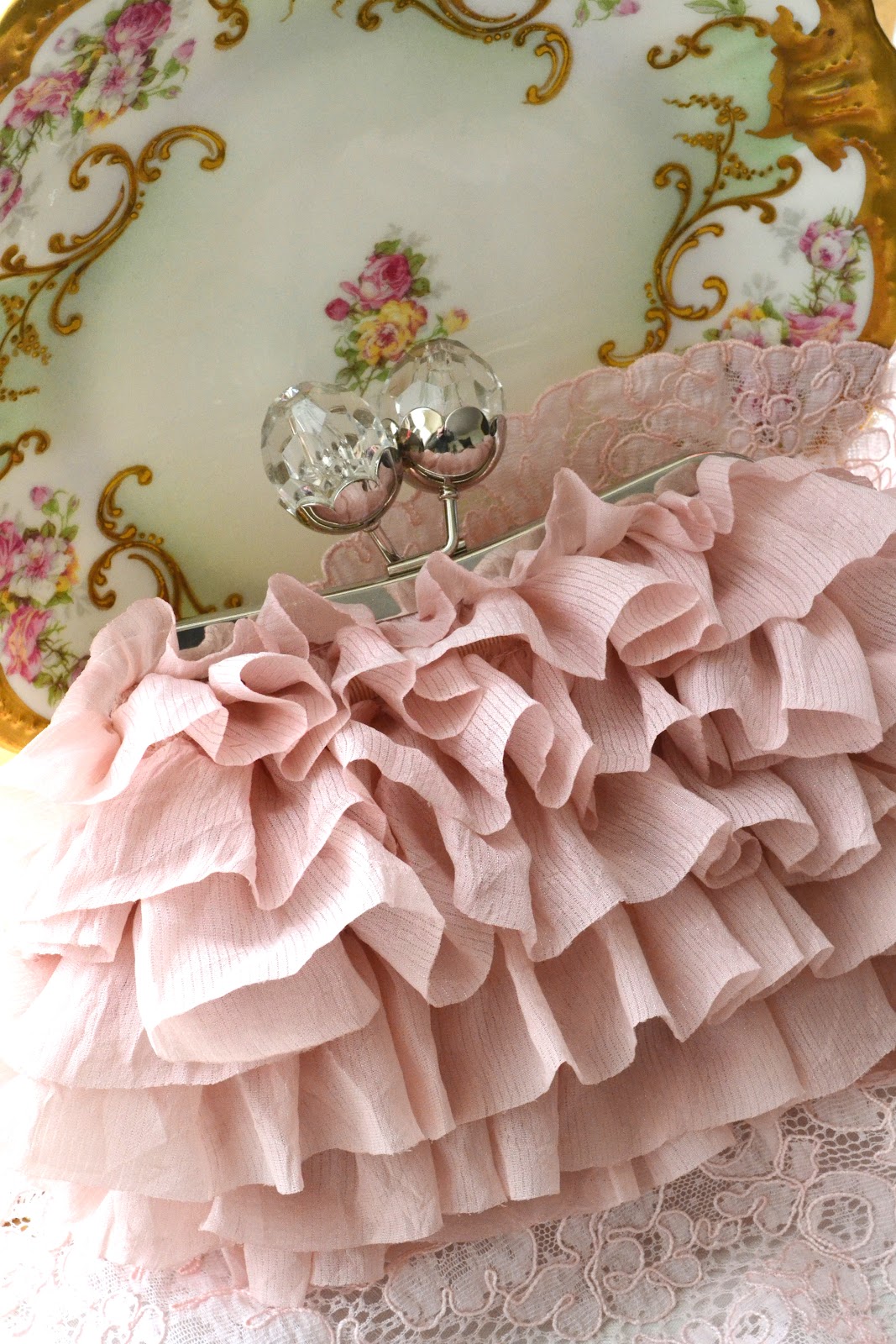 Jennelise: Pink Girl