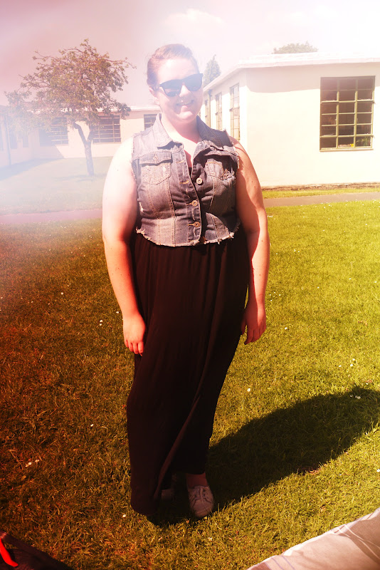 bust my buttons: May 2012