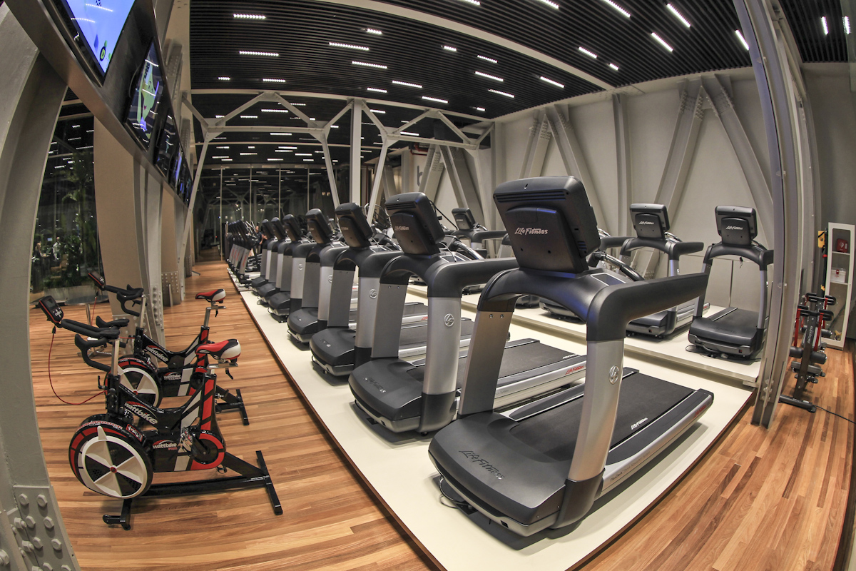 Cristina Guardia Atelier: BodyTech Iguatemi São Paulo