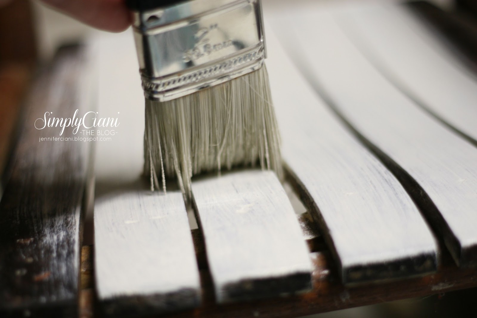 Step by Step: Annie Sloan Chalk Paint Tutorial | Simply Ciani