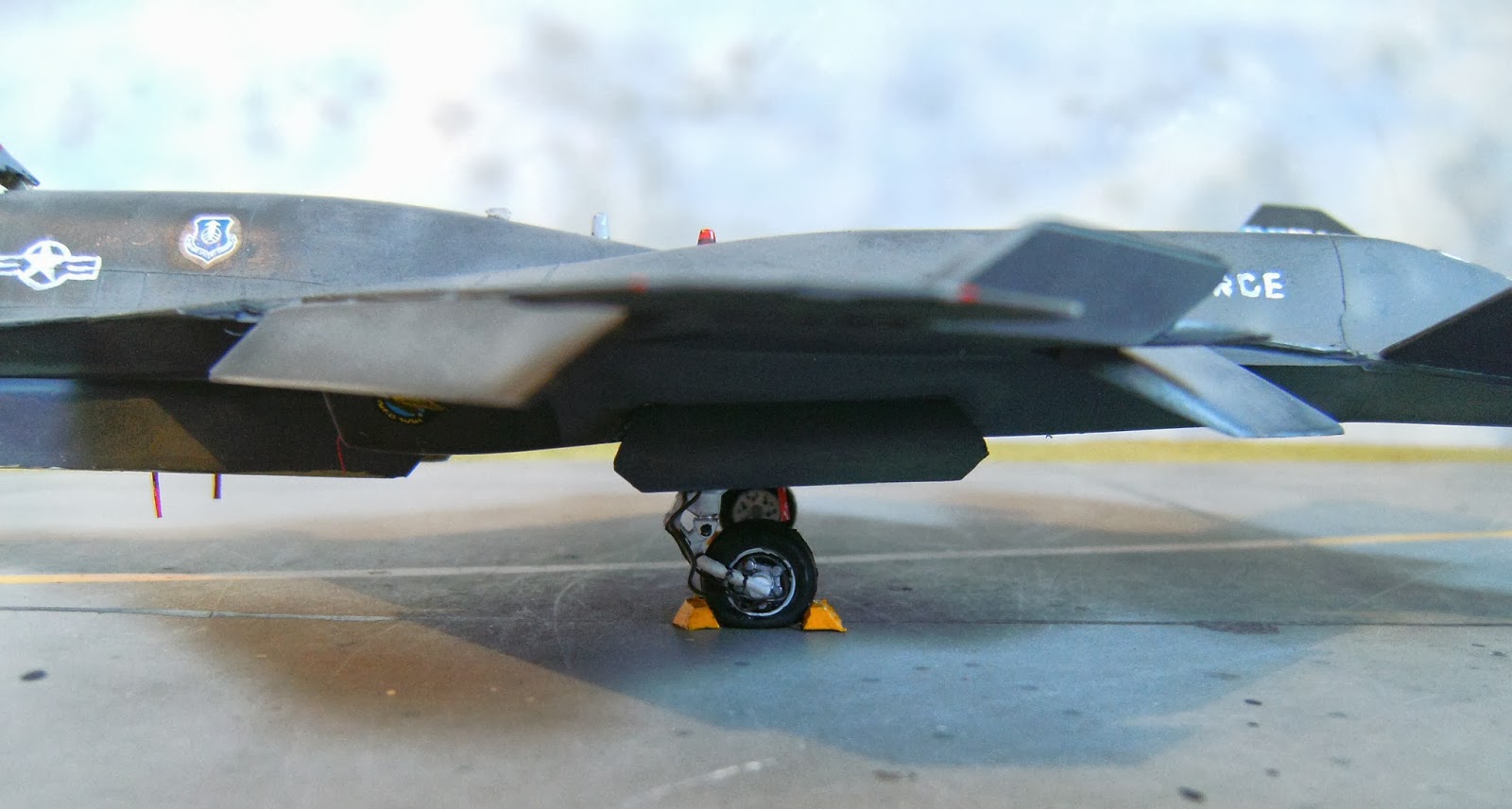 Happyscale-Modellbau: Northrop ATF-23 Black Widow II - Revell 1/72