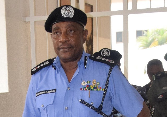 EX IGP SOLOMON ARASE FIGHTS BACK:I DID NOT TAKE AWAY 19 POLICE VEHICLES ...