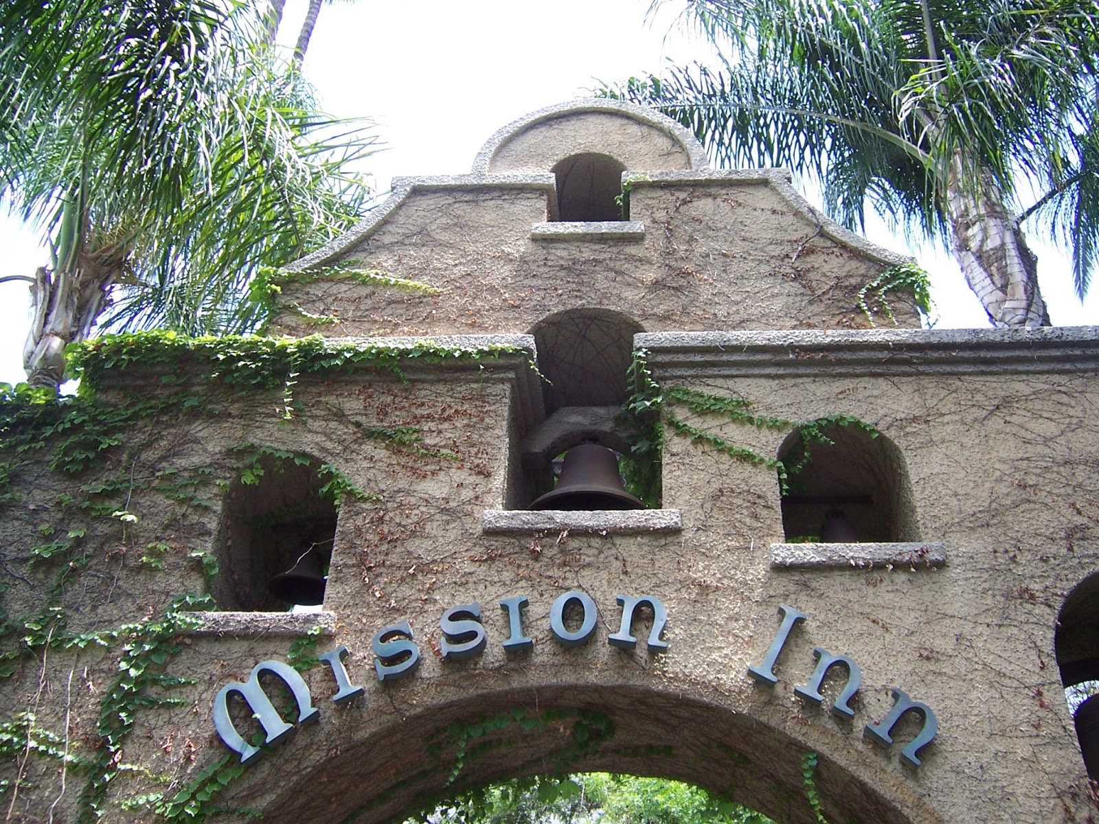 When Kate Blogs: Mission Inn