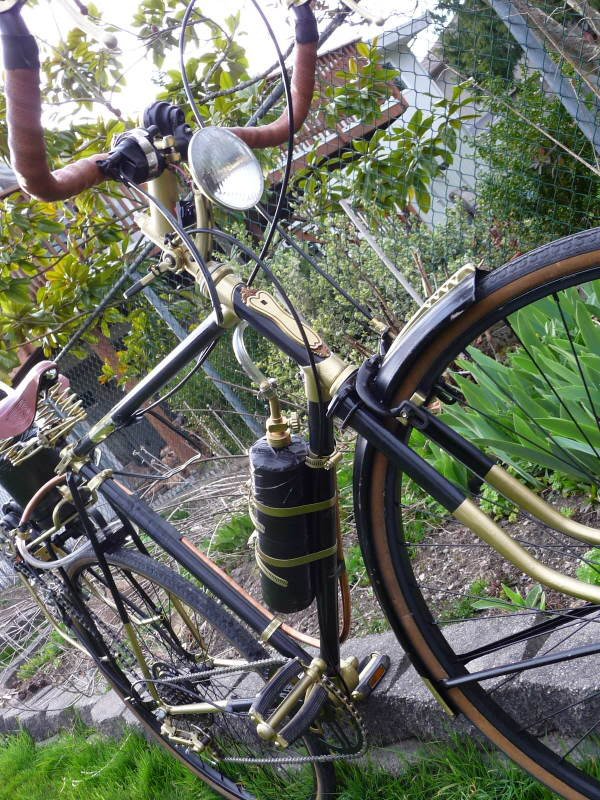 Cyclopunk: Steampunk bikes