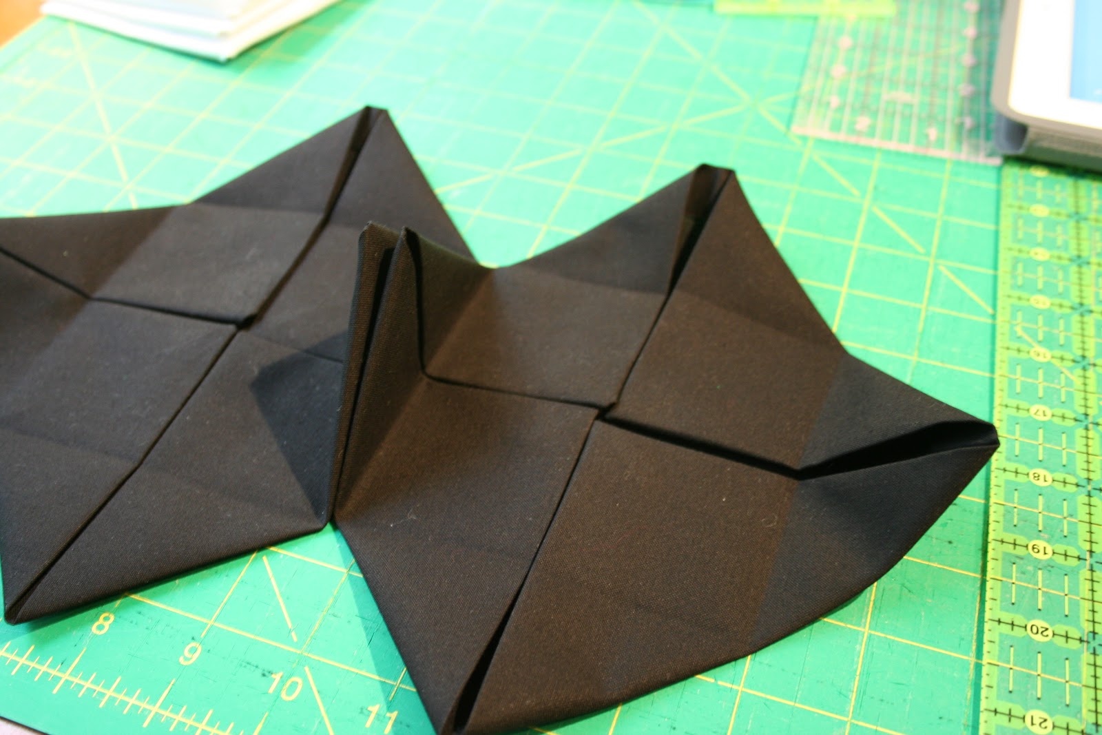 simplykim2: Wonky Shattered Window Cathedral Block {tutorial}