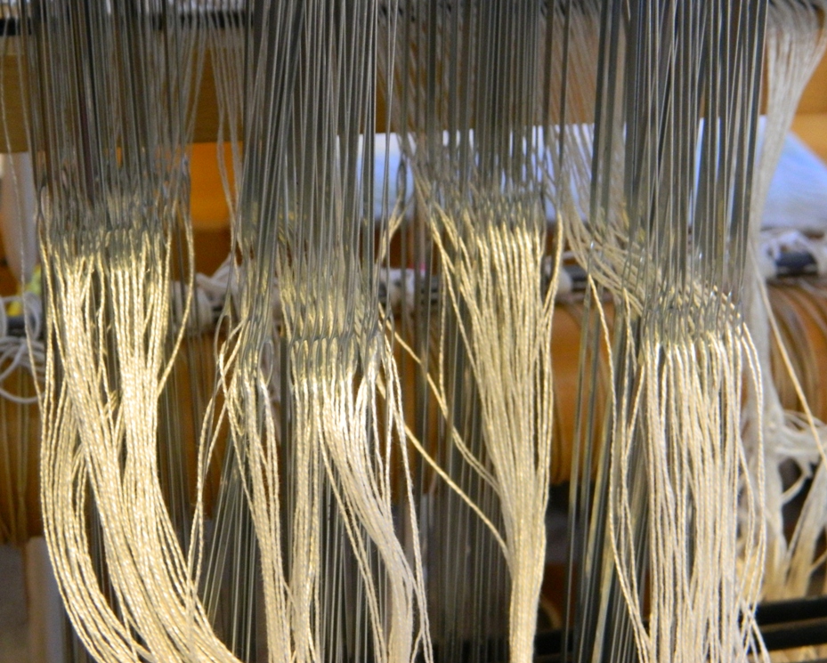 WEAVING FOR FUN: Threading the Heddles for 8 shaft Overshot