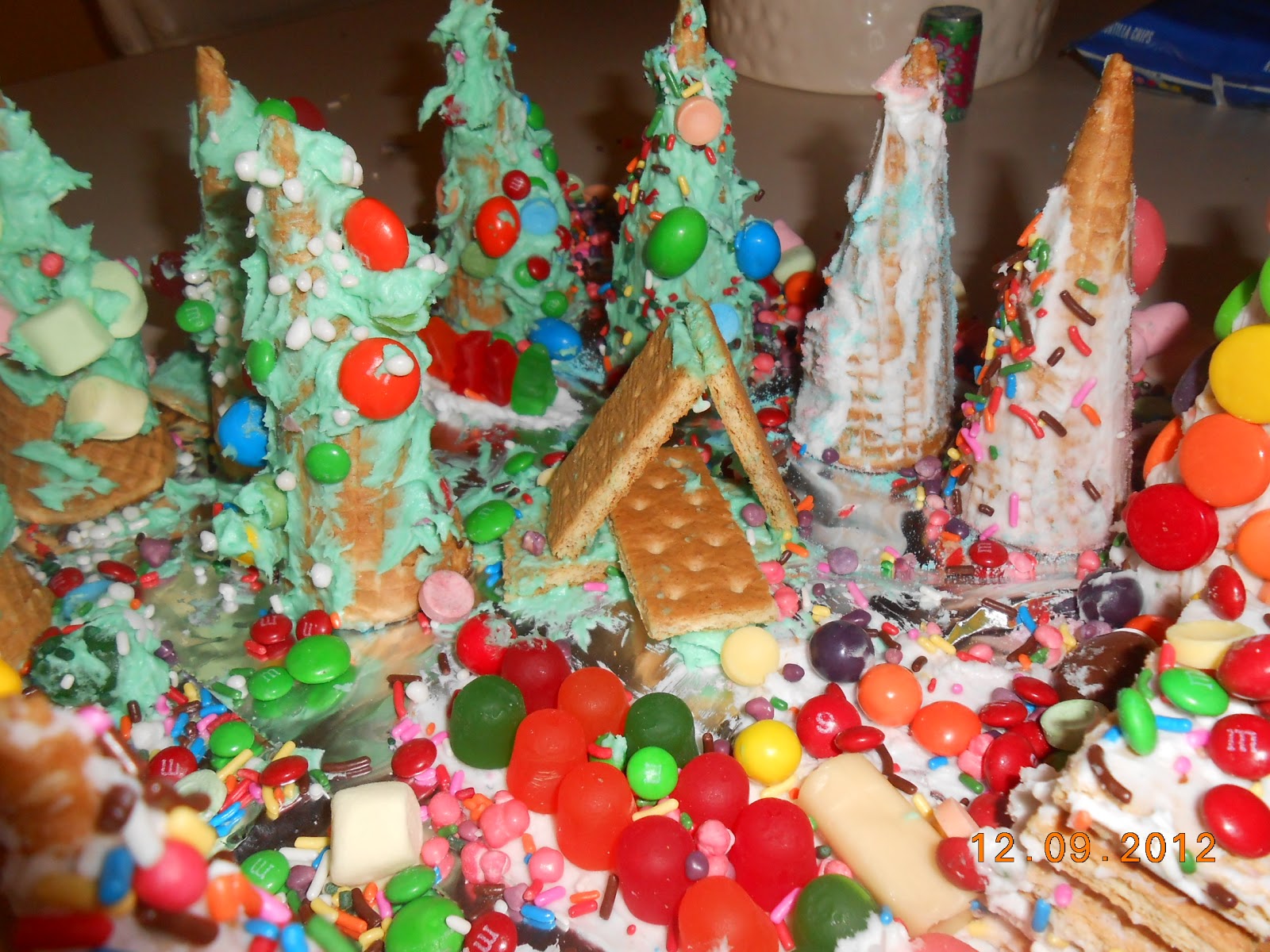 Talented Terrace Girls: Sweet Tooth Tuesday: Gingerbread Trees