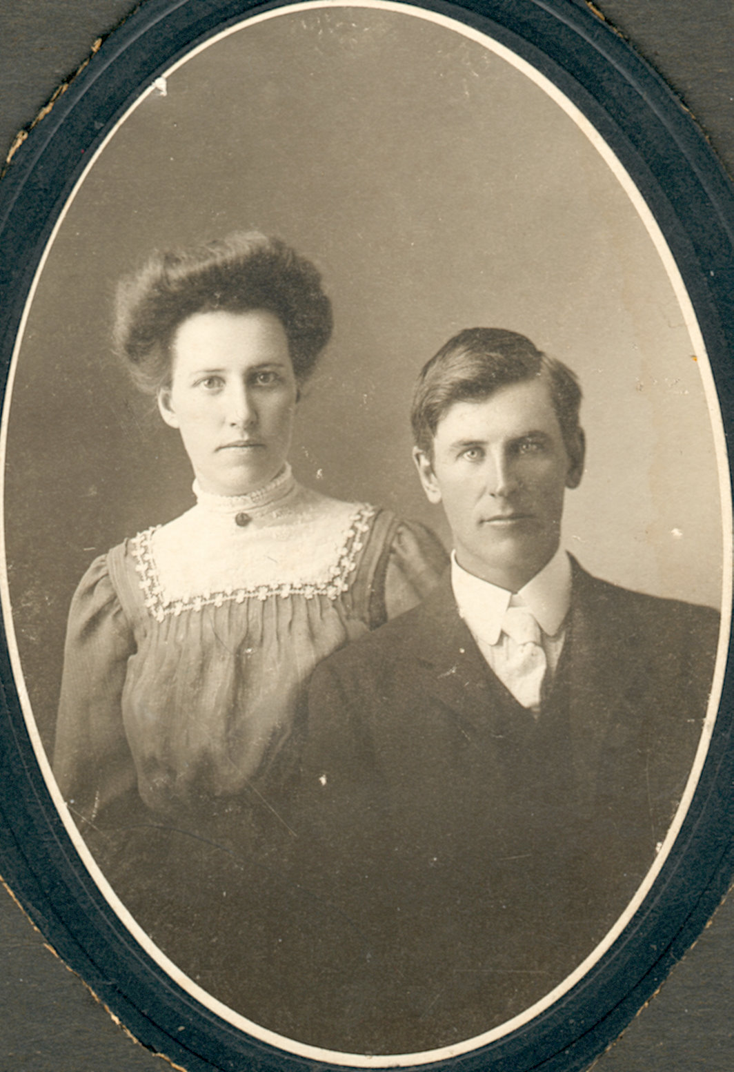 In Other Words.....: Love Story - John Bragg and Julia Gamble