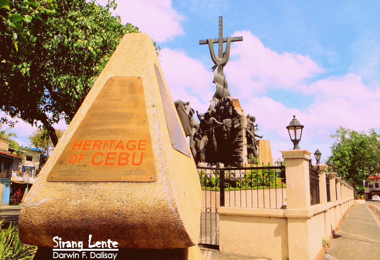 SIRANG LENTE: Heritage of Cebu Monument: Cebu City
