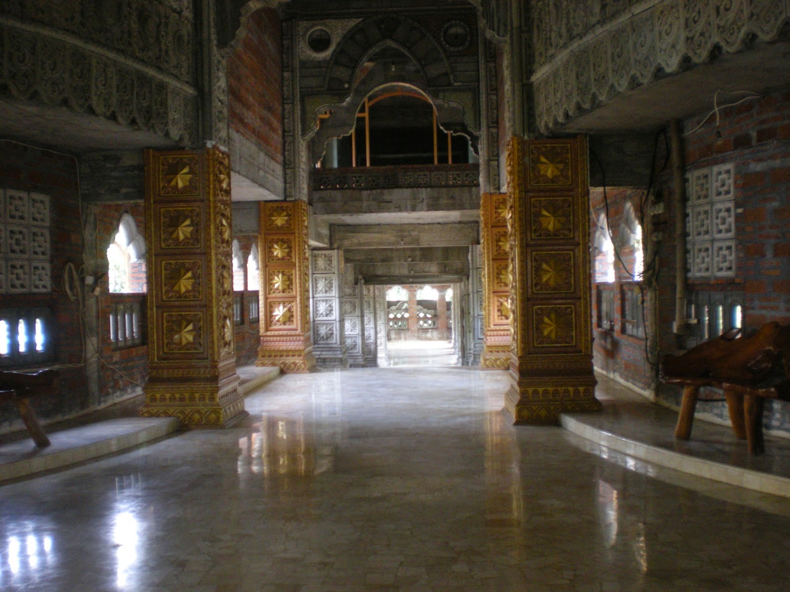 Keindahan Masjid Tiban Turen di Malang - PUSTAKA MADRASAH