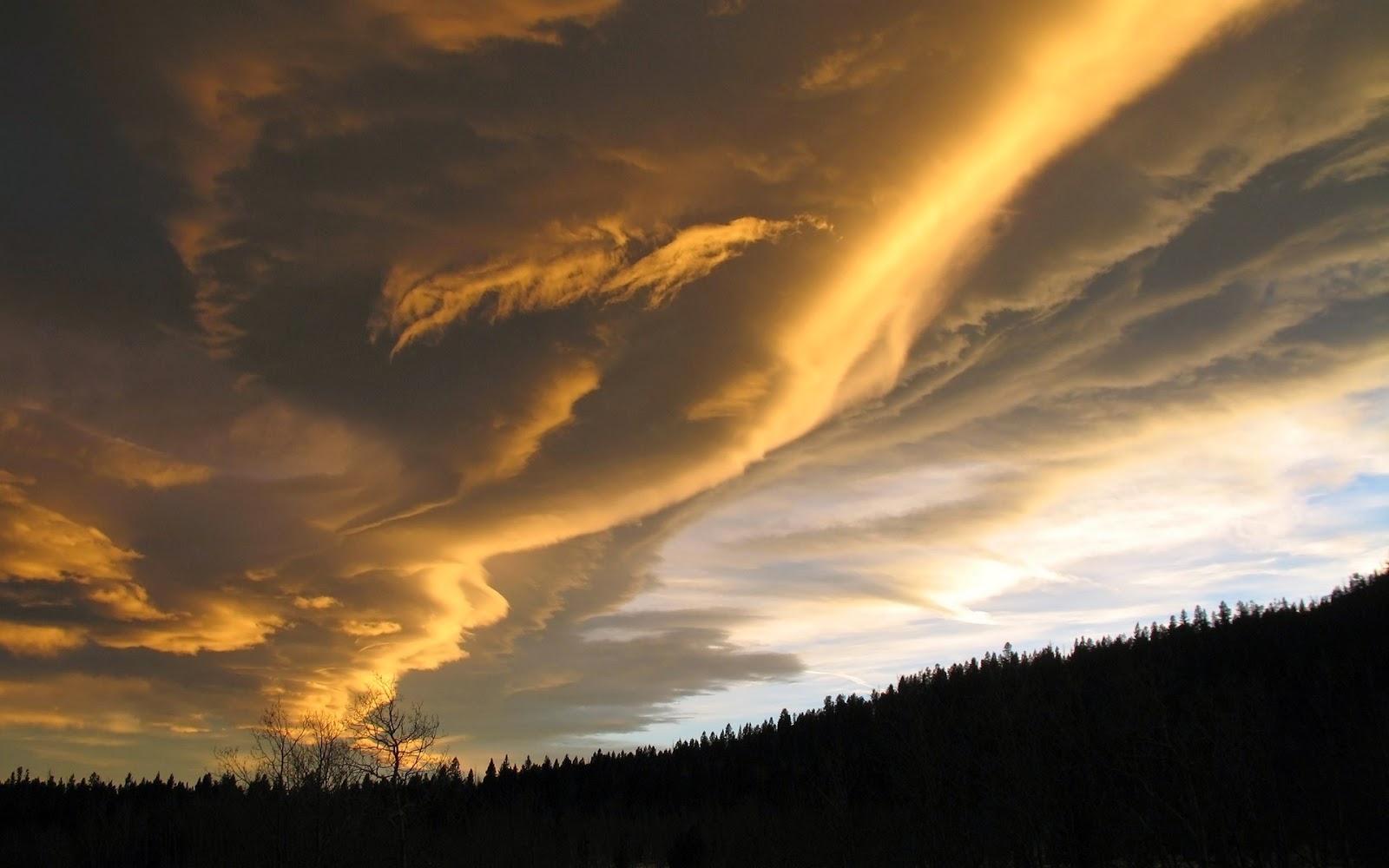 Dangerous Power of Nature : Top 10 Most Scaries Storm Clouds