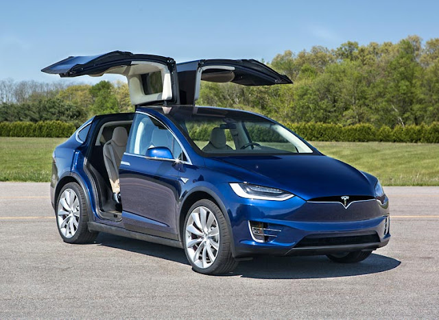 2017 Tesla Model X Design, Performance Review | Air Autocar
