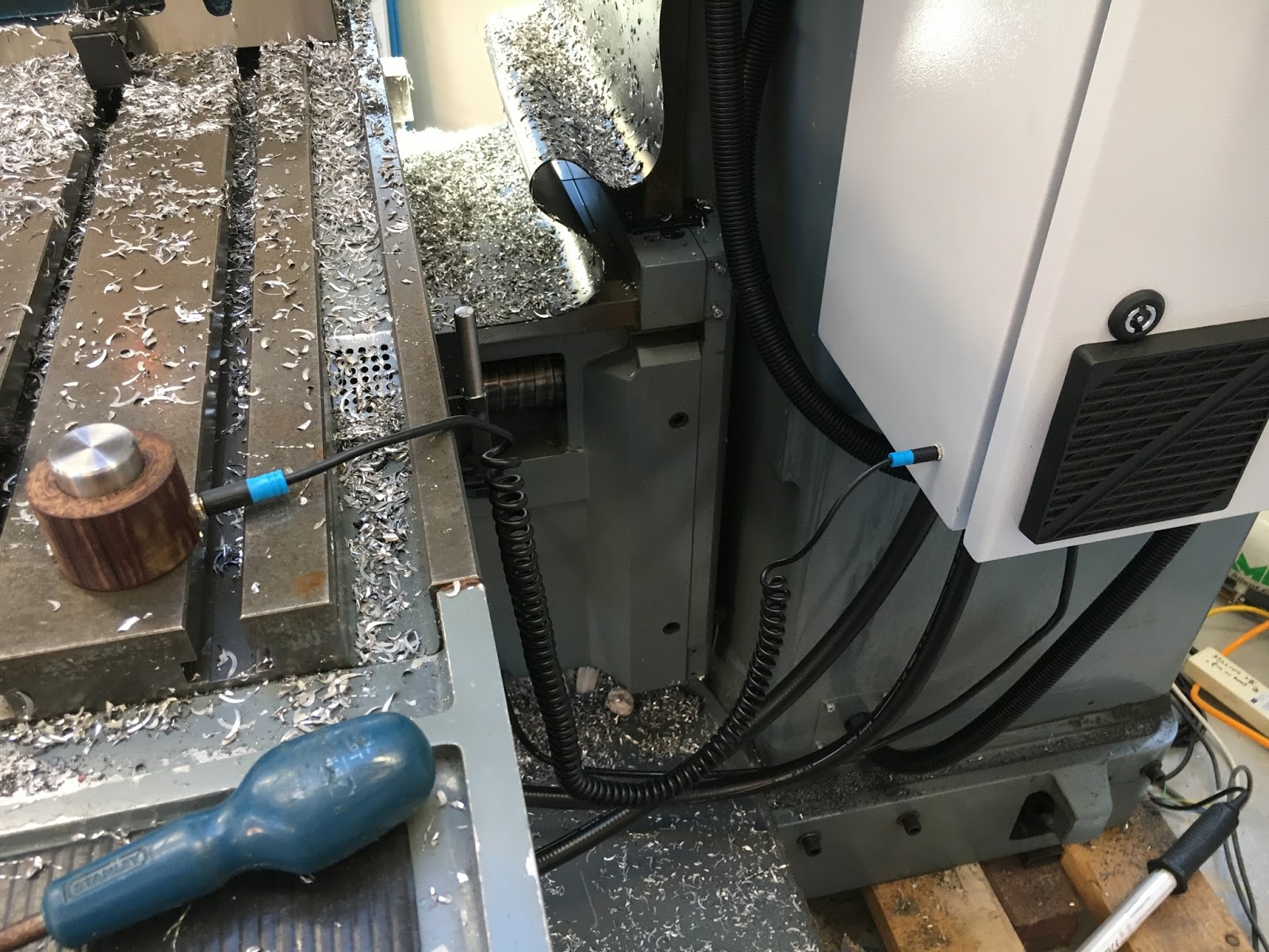 The Mighty Shiz: Automatic tool length measurement and Renishaw touch probe