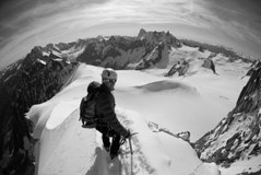 DO SUMMIT GOOD: Arrival of Summit Suit