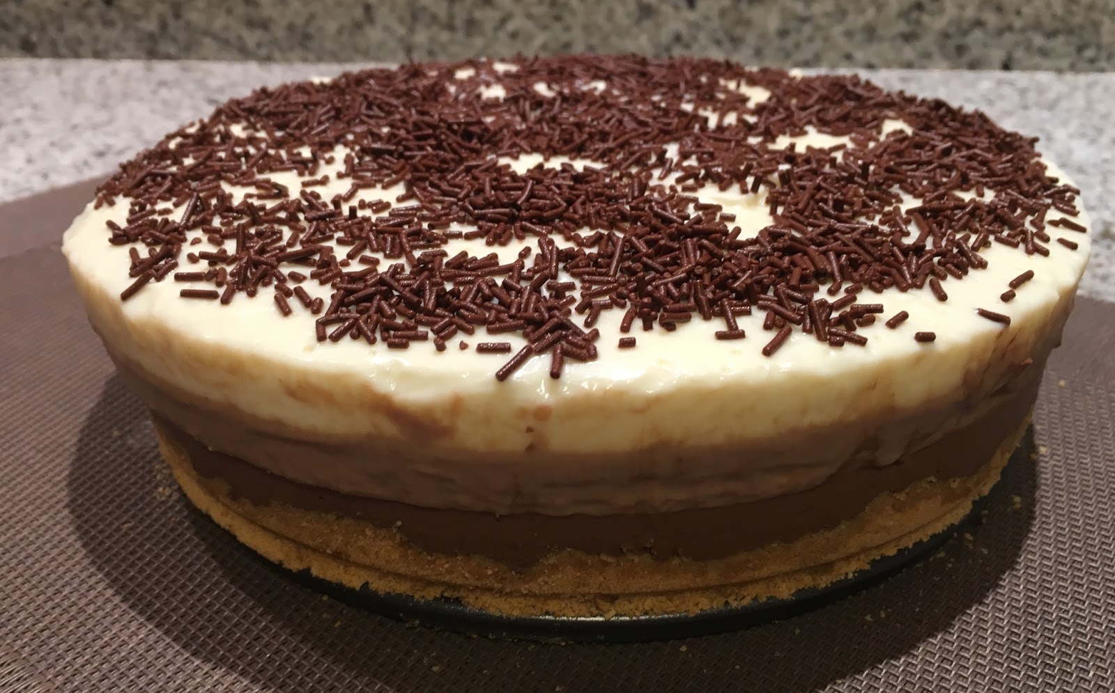 Recetas sal y pimienta: TARTA DE 3 CHOCOLATES