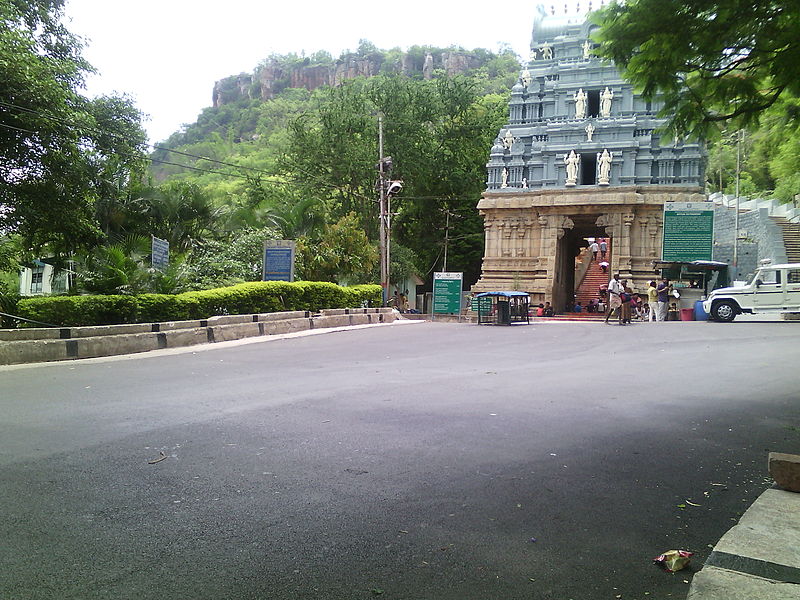 Hindu Temples of India: Alipiri Pathway, Tirumala, Tirupati, Andhra Pradesh