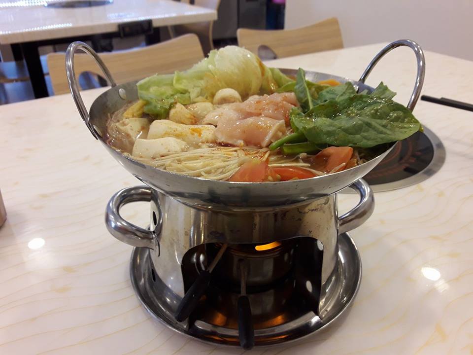 Taiwan Style Mini Steamboat at 火锅王 Steamboat King - Miri Food Sharing