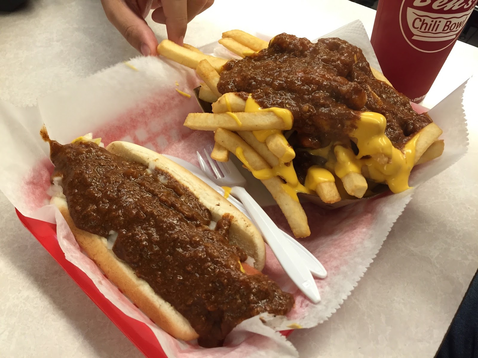 Ben's Chili Bowl / ベンズ チリボウル ~ I'm Made of Sugar! - Chihiro's food blog