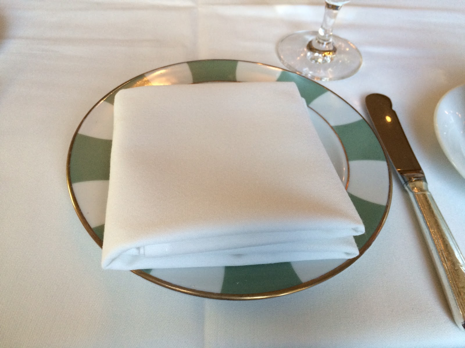 Afternoon Tea At Bergdorf Goodman BG Restaurant / バーグドルフ グッドマン BG レストラン ...