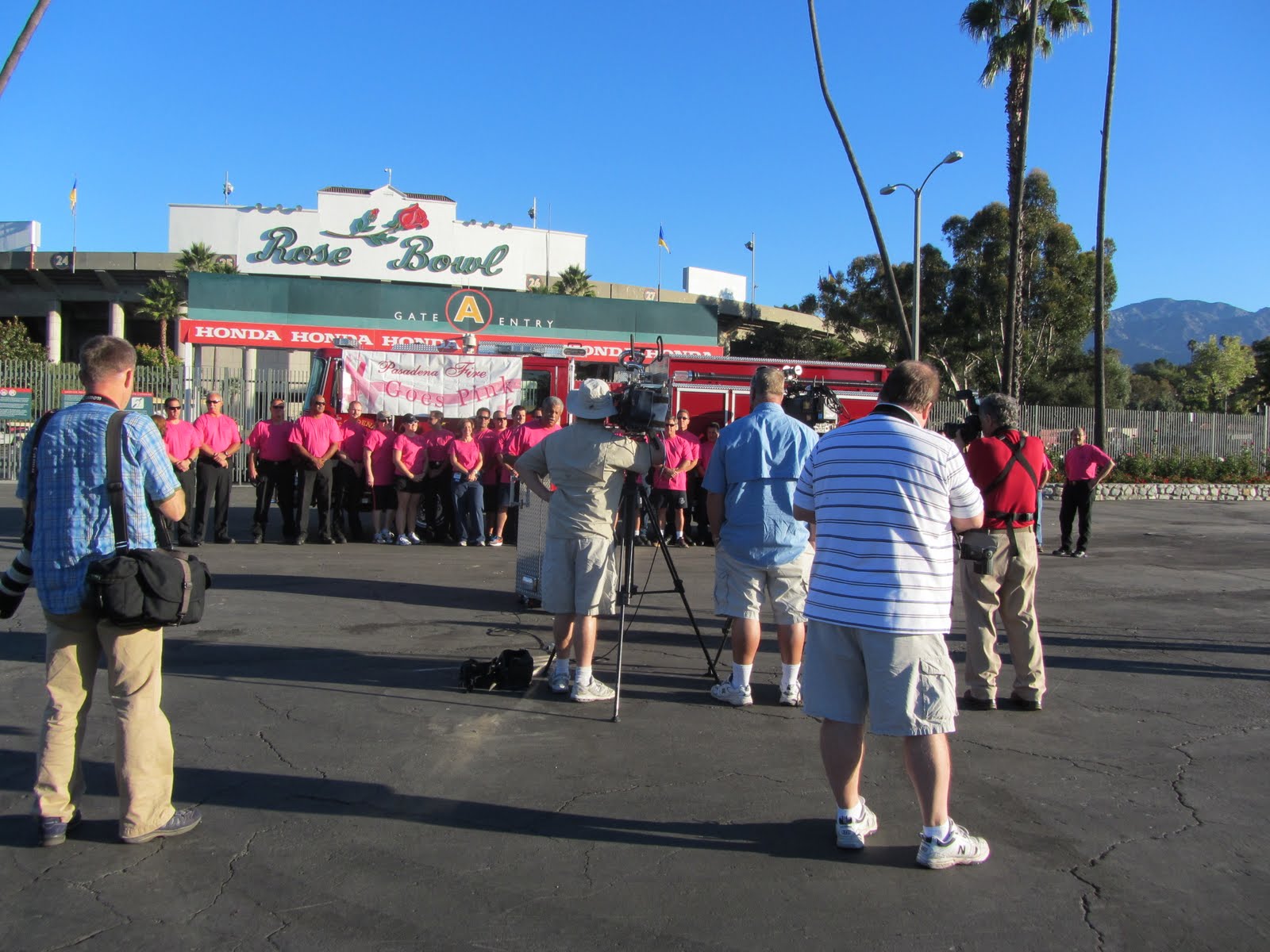 Pasadena PIO: Pasadena Firefighters Are in the Pink!