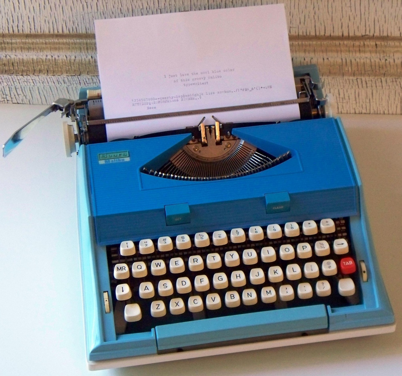 oz.Typewriter: On the Iberian Typewriter Safari: Surfin' from Malibu to ...