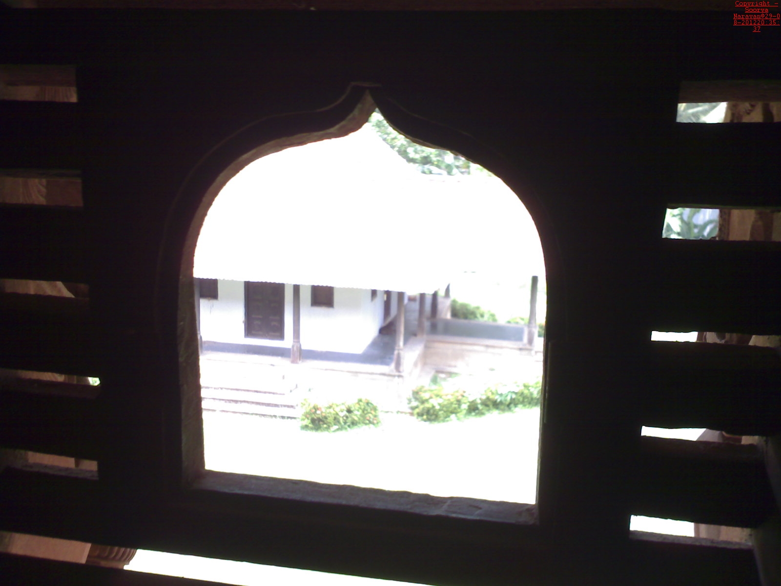 World through the aperture: Puthen ("Kuthira") Malika Palace