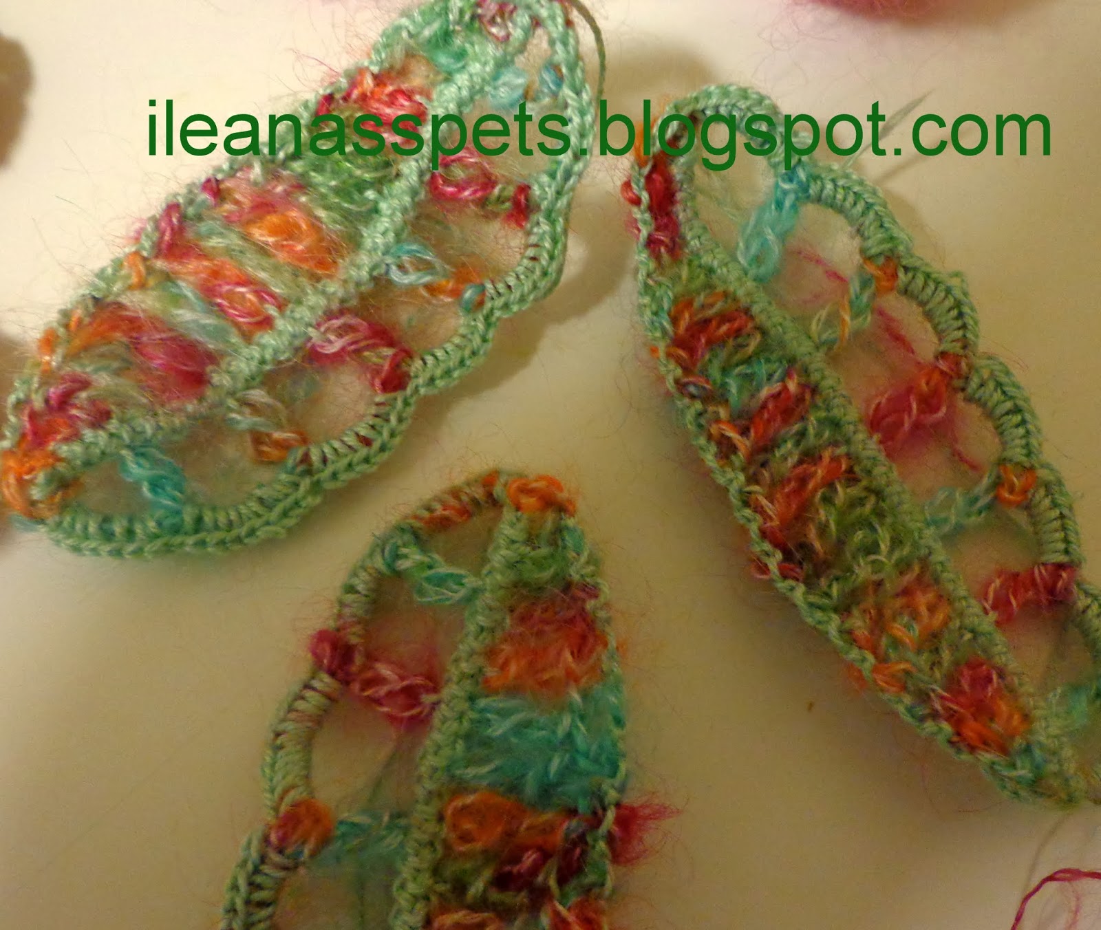 Ileanas Lace: virkad blad-frunze crosetate