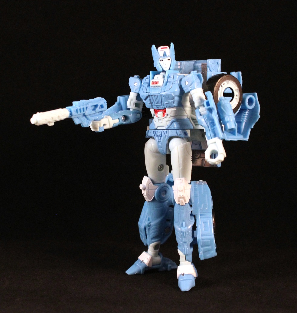 She's Fantastic: Transformers Siege - CHROMIA!