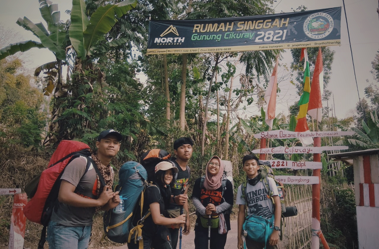 Pendakian Gunung Cikuray via Cintanagara Bayongbong