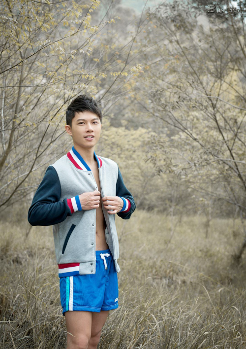 HOT MALE MODELS: Blue Man 50