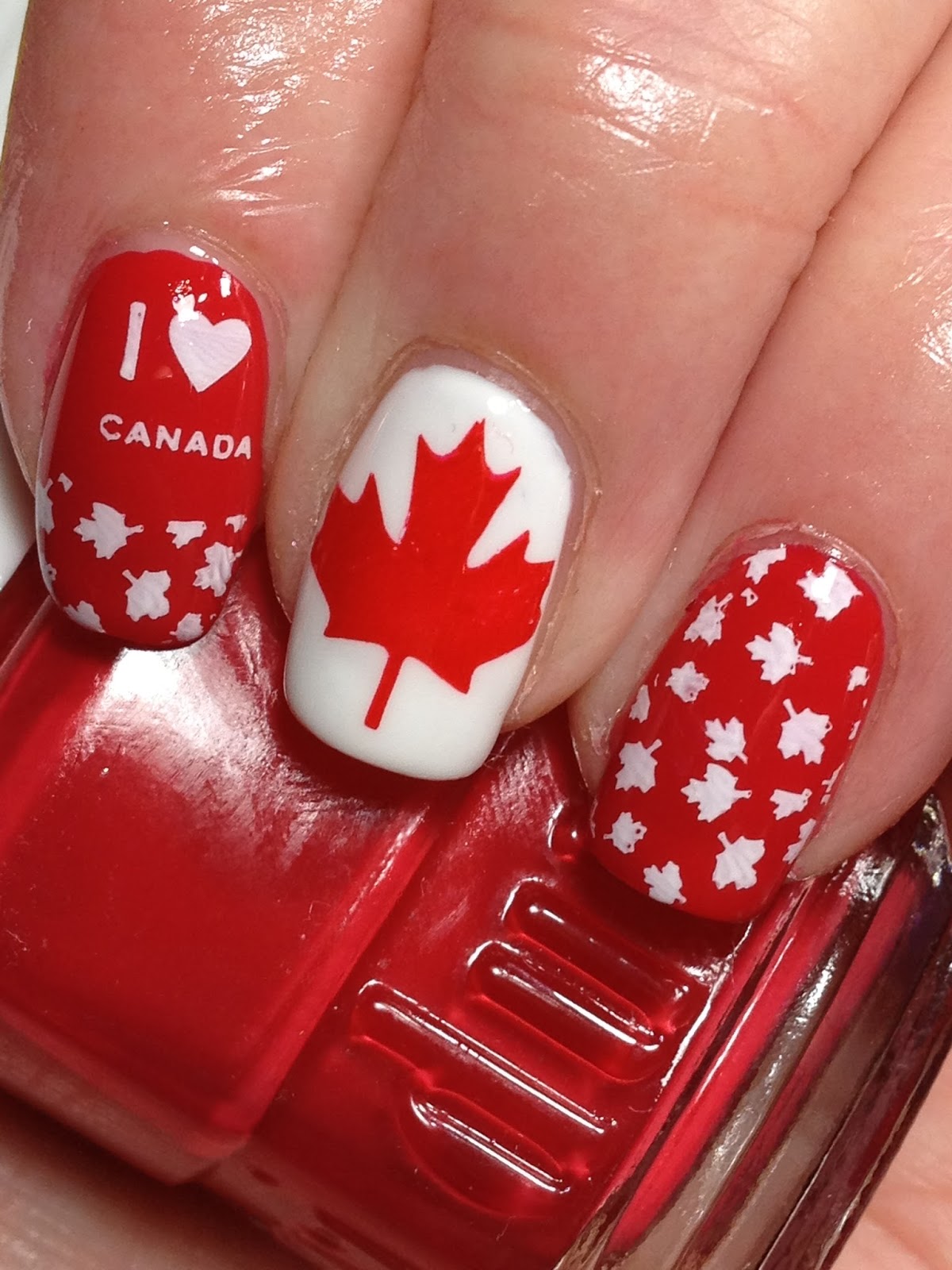 Canadian Nail Fanatic: Happy (Belated!) Canada Day!
