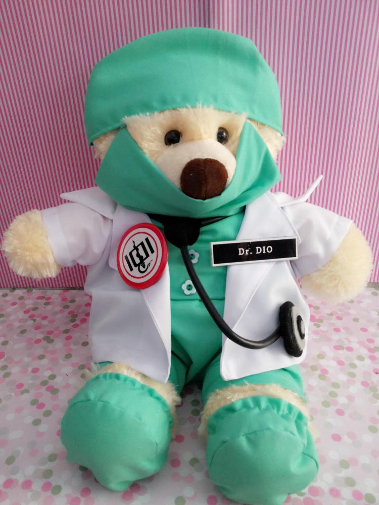 Graduation Dolls and Bouquet: Produk