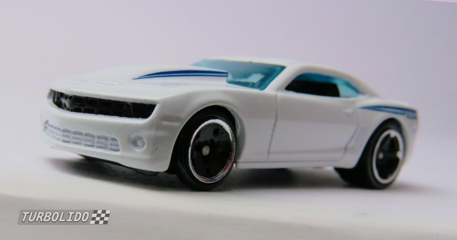 TURBOLIDO Cars: Hot Wheels '14 Copo Camaro / Chevrolet / HW BDC72 White