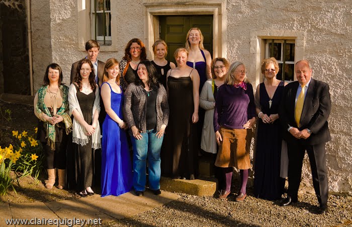 Only happy when it rains: Aria Alba