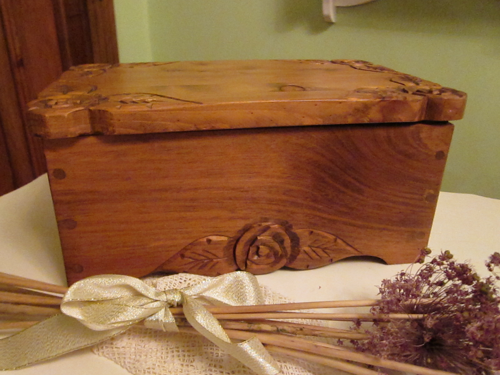 Eugenie's Woodworking Blog: Keepsake ot Letter Box 2.